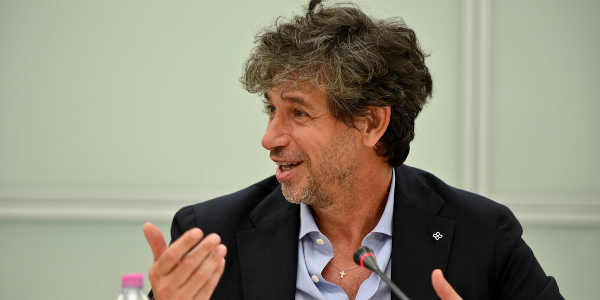 Albertini a tutto campo: “Il Milan ha ricostruito il dna rossonero”