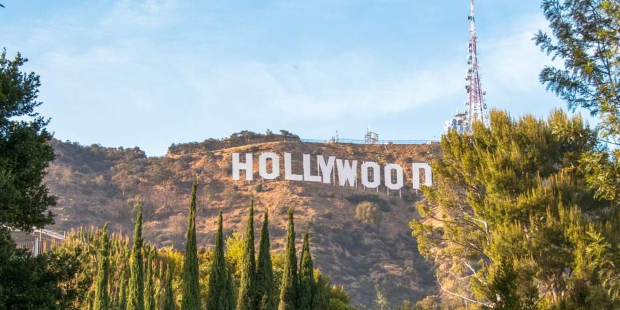 Los Angeles, la scritta di Hollywood si rifà il look dopo quasi cento anni