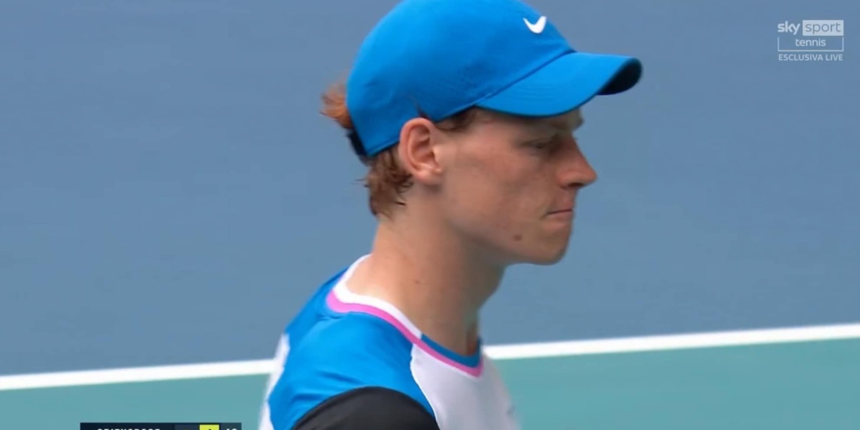 Bertolucci e la frase su Sinner che spaventa i tifosi: "Non capisco cosa sta succedendo"