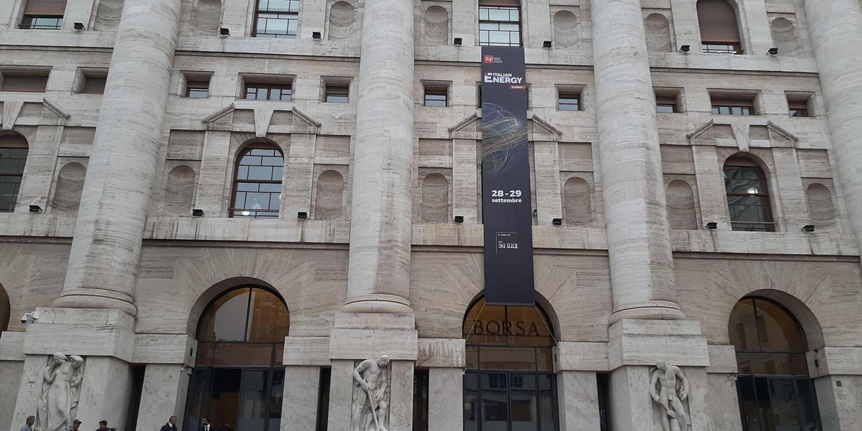 Borsa: Milano debole, in luce Saipem e Bper