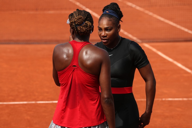 Roland Garros, le sorelle Williams fuori nel doppio