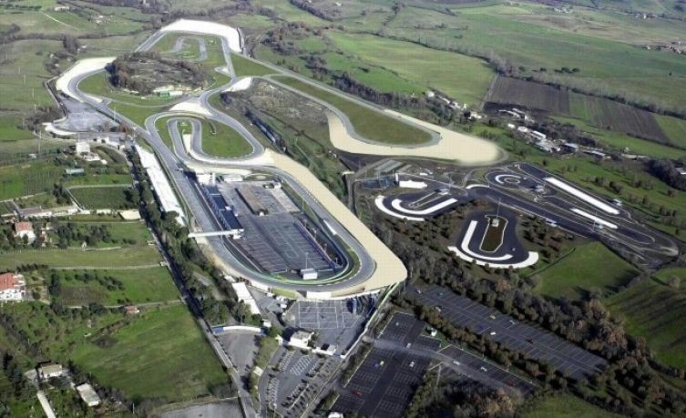 I Test Drive Experiences sbarcano al circuito ACI Vallelunga