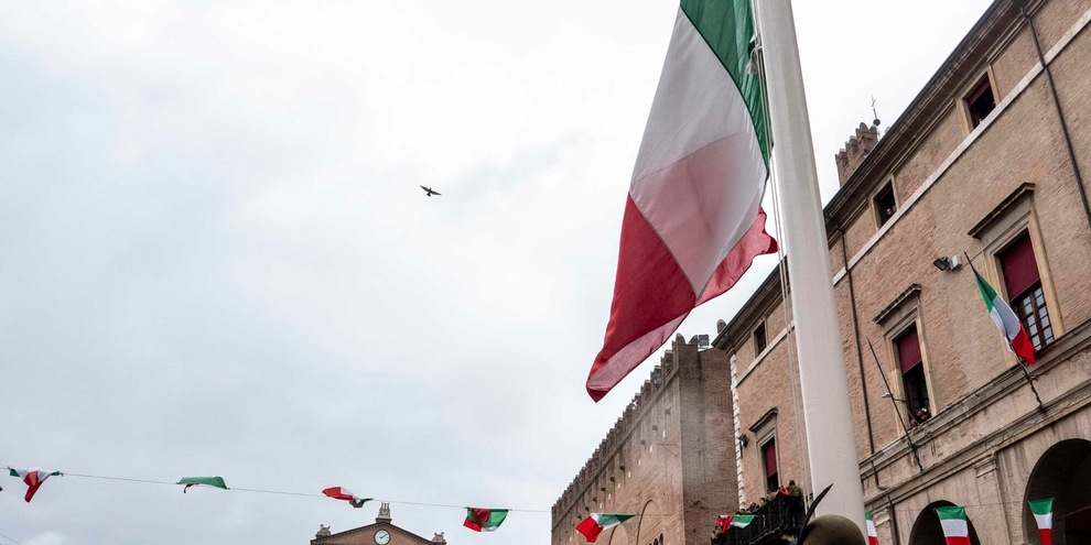 'Alpini molestatori', Associazione querela per diffamazione